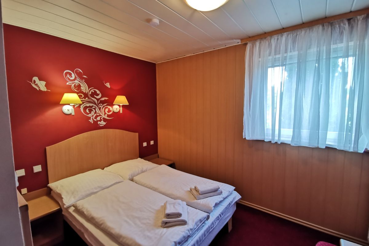 Hotel Atlantis Poznań Złotowska 82-84